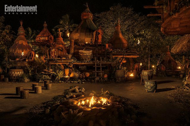 Jeff Probst gives exclusive first-look tour of “Survivor 48” Tribal ...