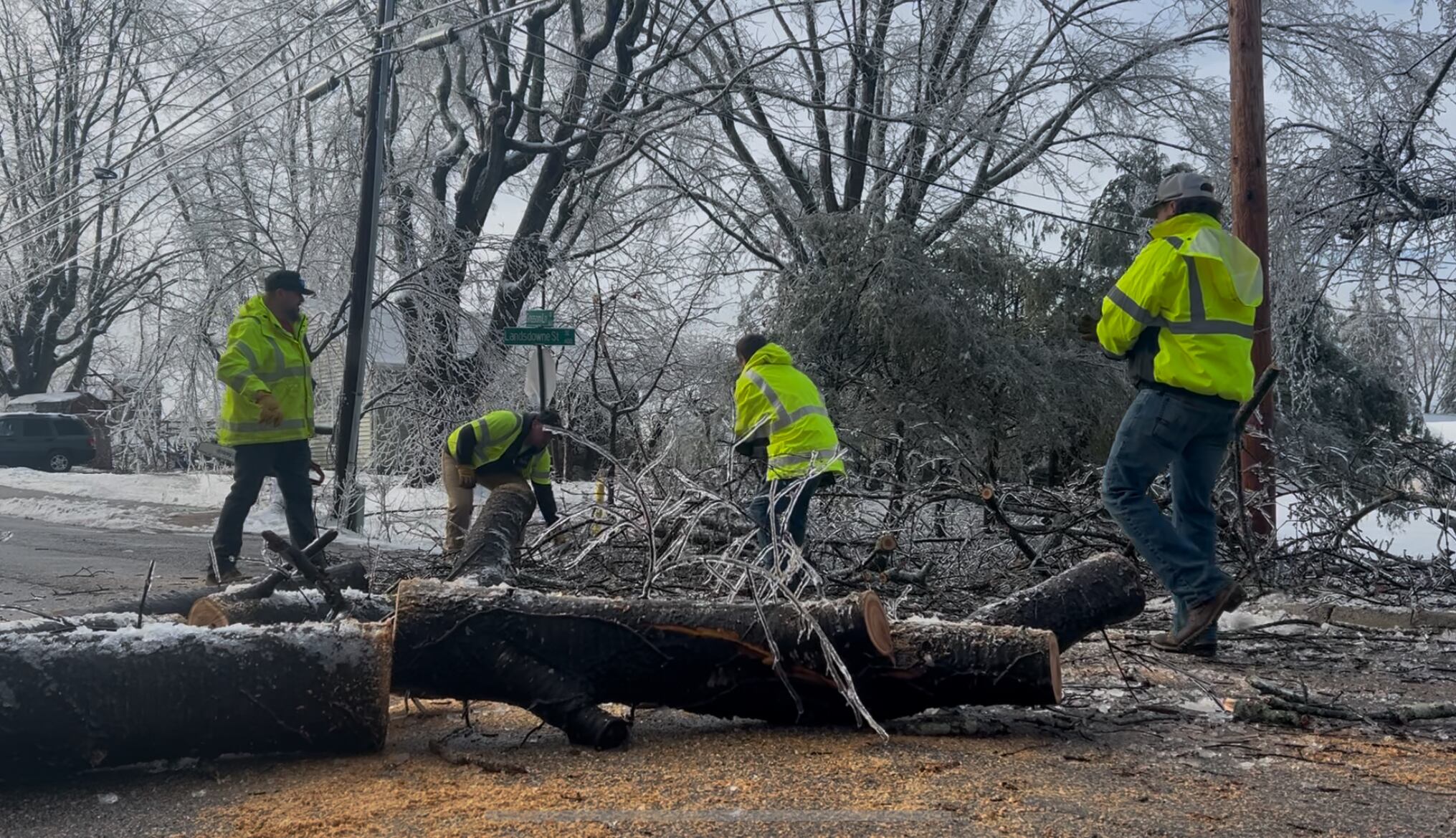 “It’s a mess.” Downed trees and powerlines litter Blacksburg following ...