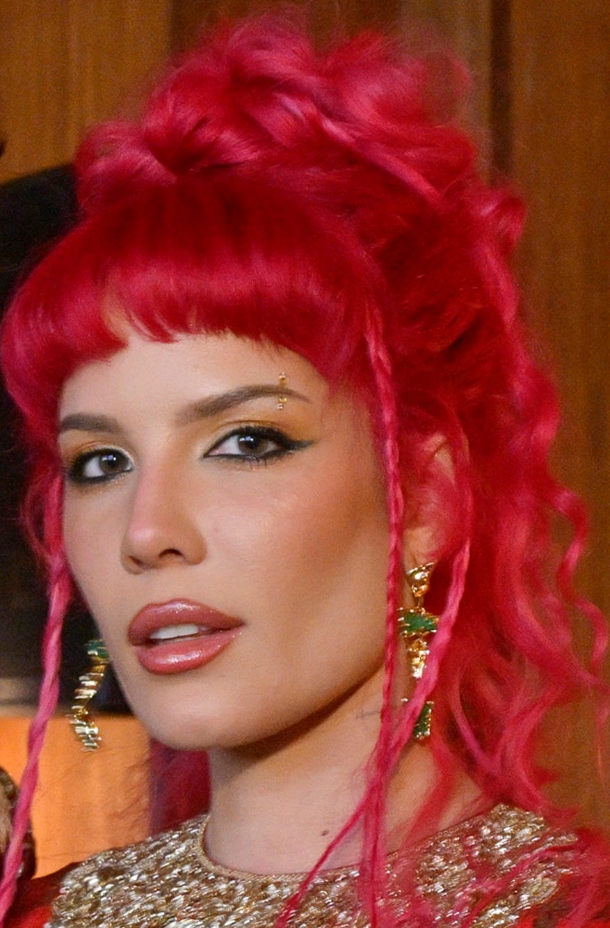 Jersey music star Halsey has special 'Hometown' moment at PNC Bank Arts ...