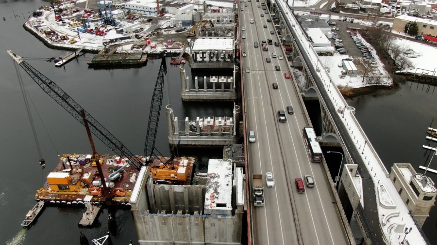 RIDOT selecting design team to build new Washington Bridge