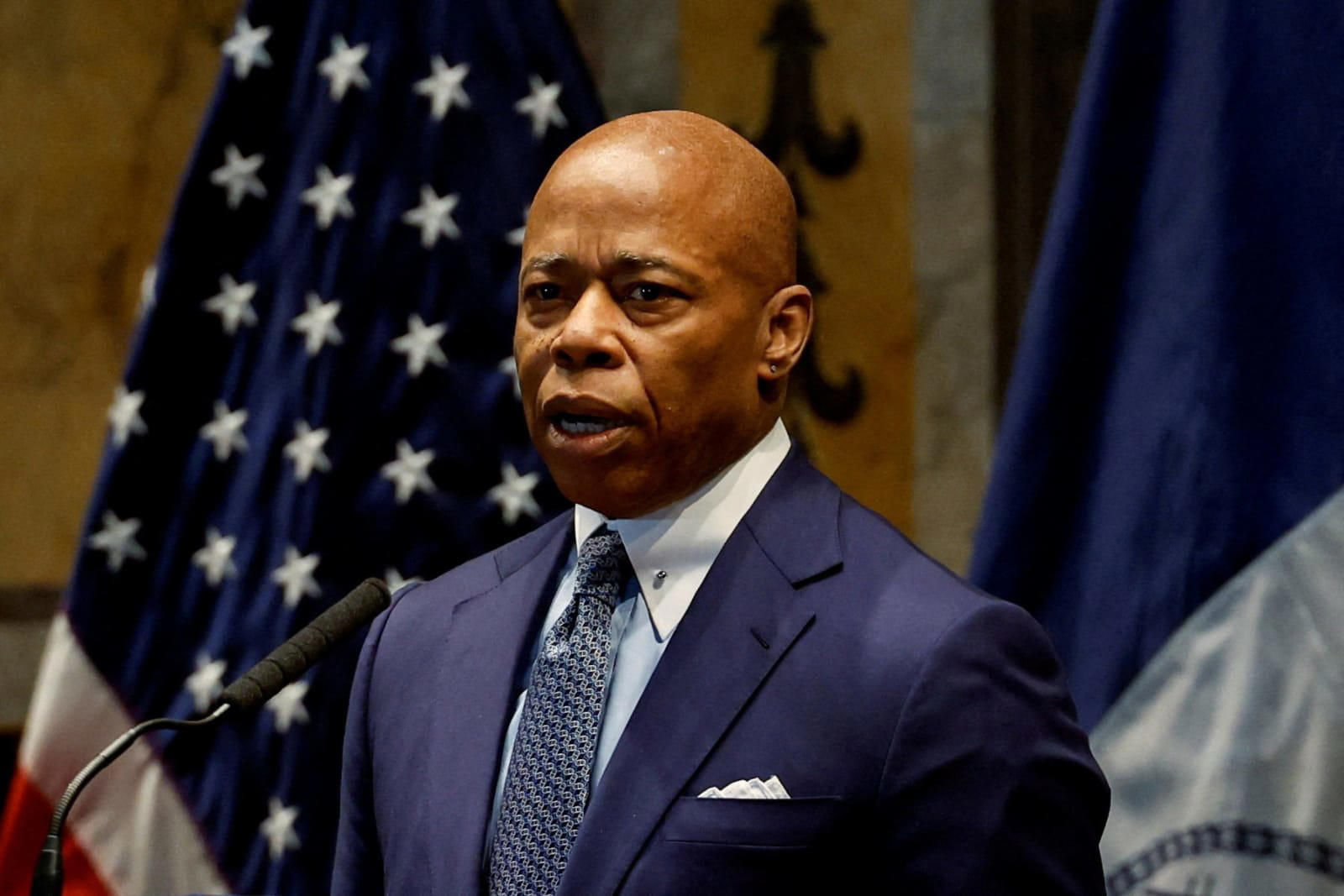 Prosecutor quits after being told to drop charges against NYC mayor Prosecutor quits after being told to drop charges against NYC mayor
