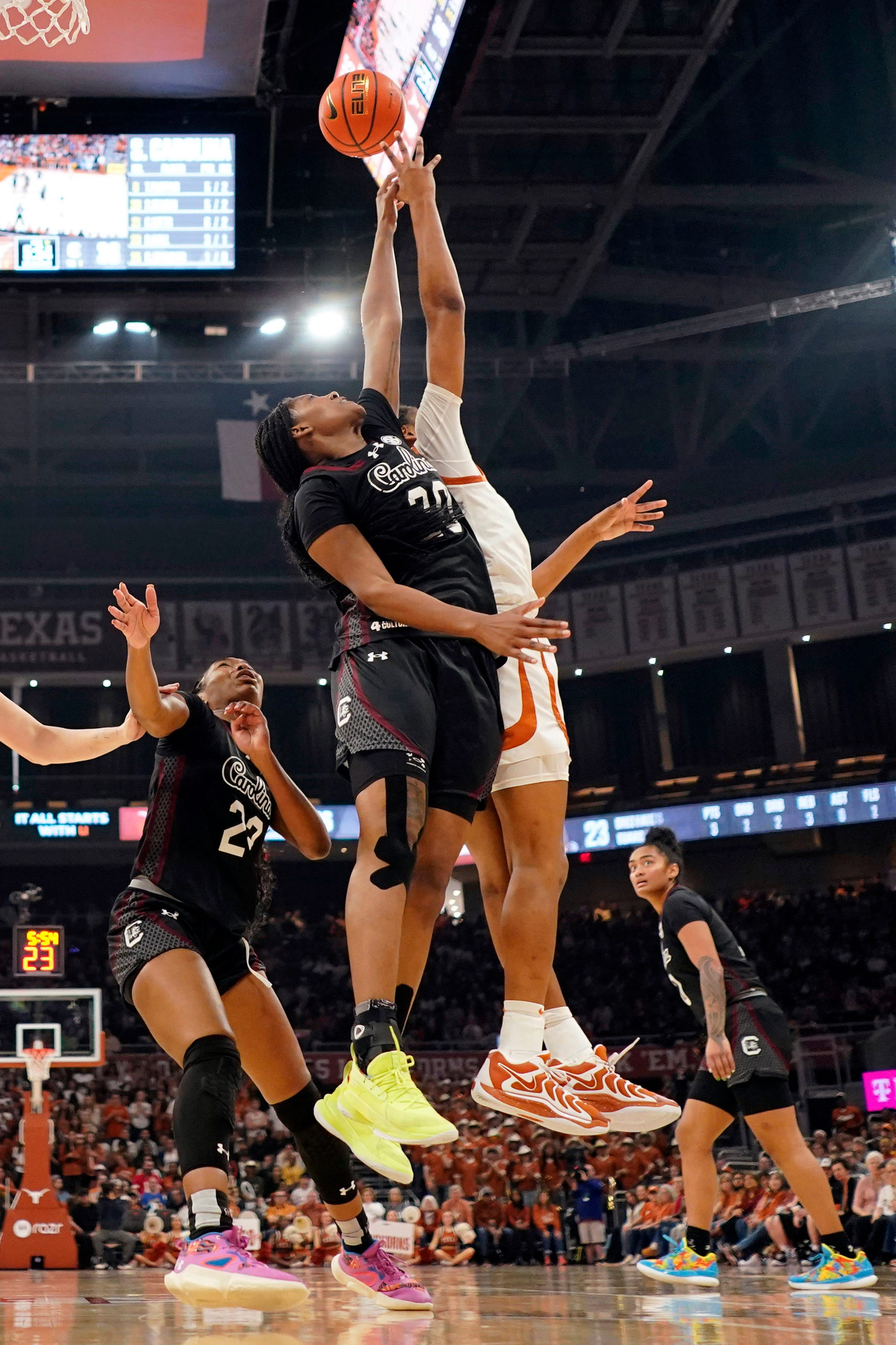 Sania Feagin's offense hit career high vs Ole Miss. Why it's perfect ...