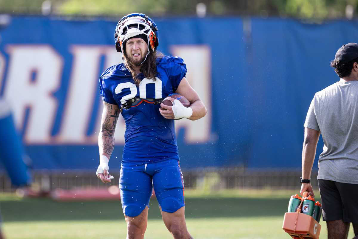 Florida Gators defender pursuing medical redshirt gets news giving his ... Florida Gators defender pursuing medical redshirt gets news giving his ...