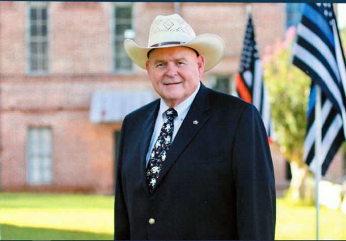 Sabine County Sheriff Tom Maddox dies