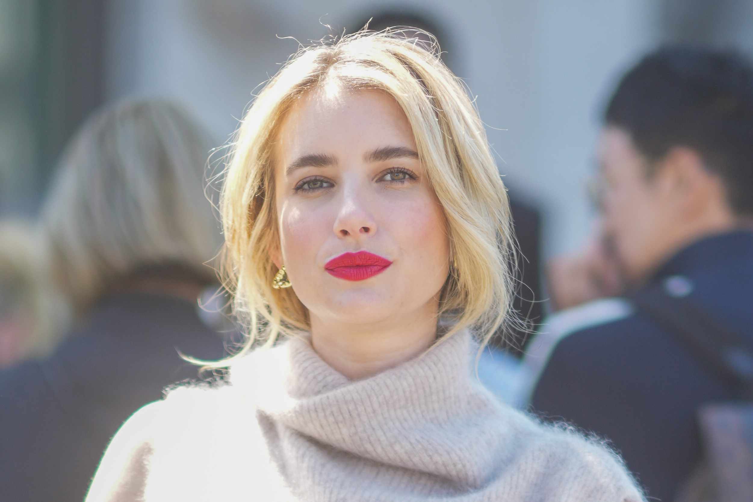 Emma Roberts Just Dyed Her Hair 'Sunrise Red'—and She Looks Exactly ...