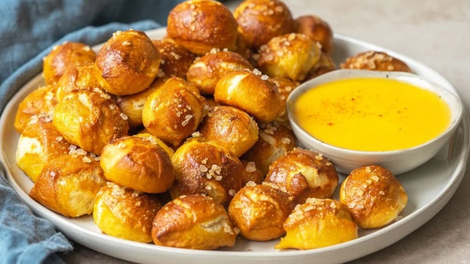 12 Crowd-Pleasing Snacks That Are a Total Win!