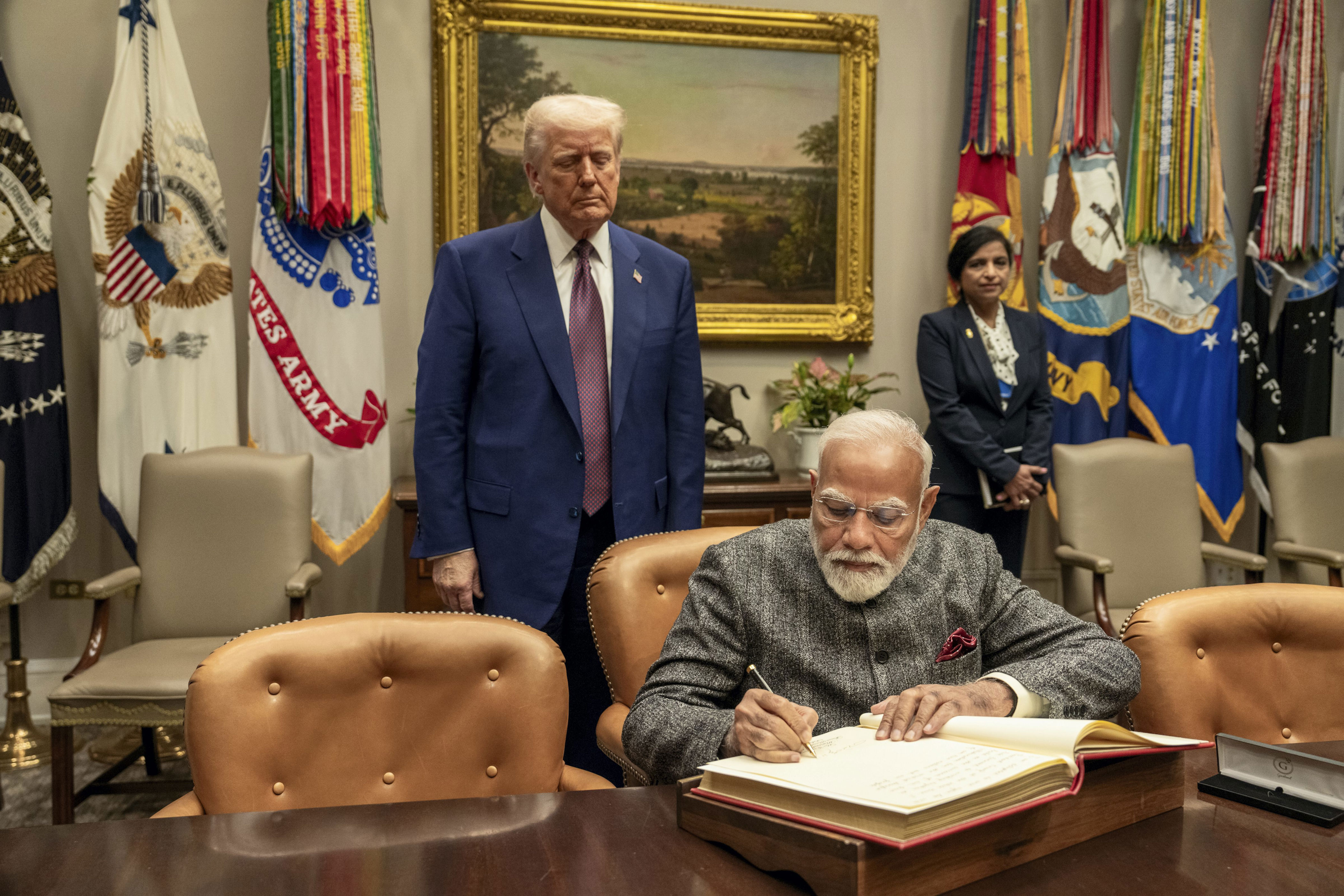 India, US announce ambitious plans to boost defence, energy ties