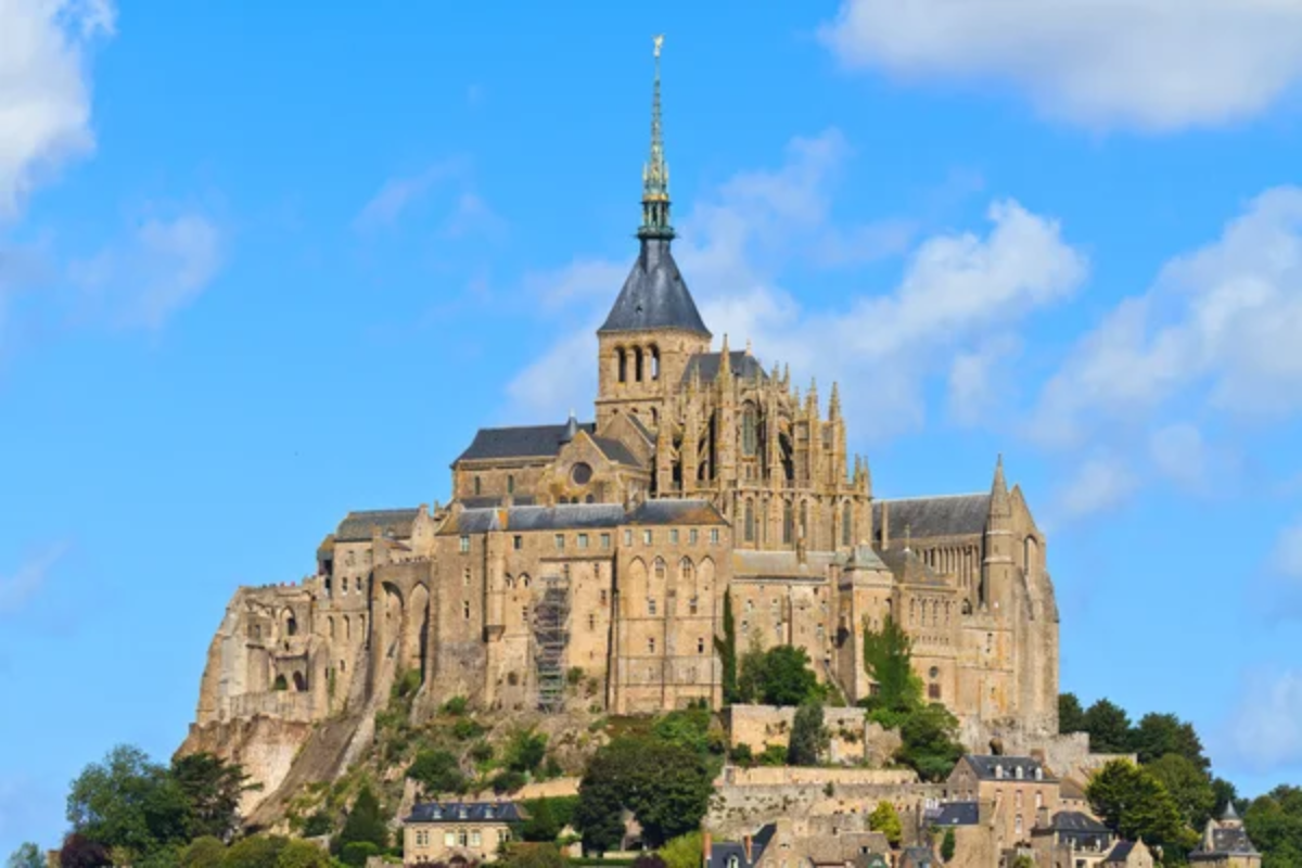 The Most Iconic French Landmarks to Cross Off Your Bucket List