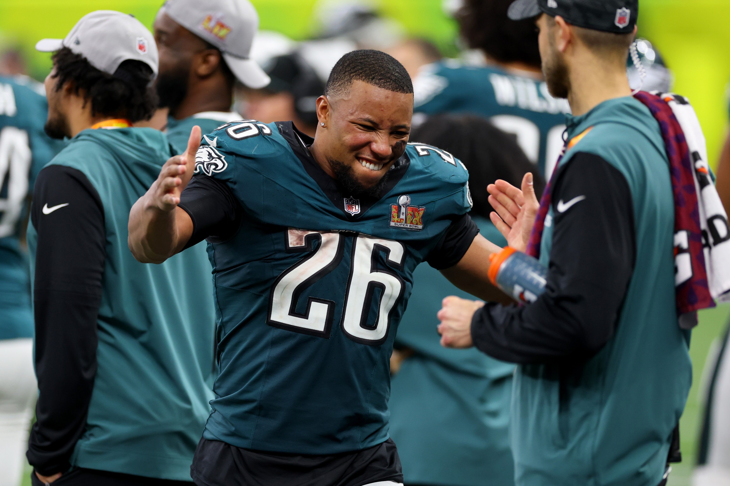 Eagles star becomes third player in franchise history to join '99 club'