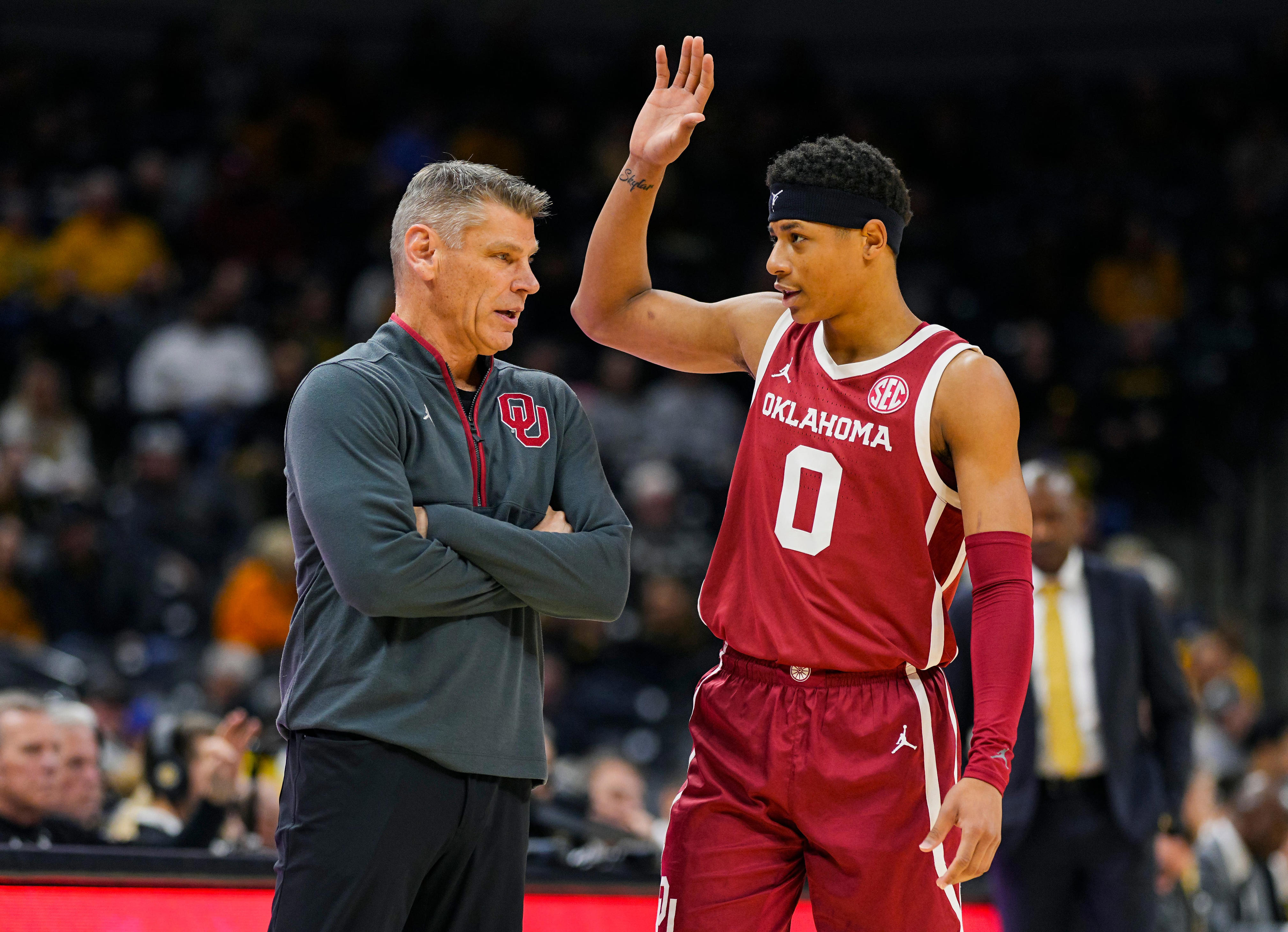 Porter Moser, Johnny Dawkins join college basketball hot seat coaches ...