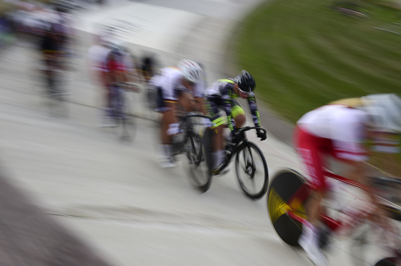 Dráhař Peterka získal na ME bronz na kilometru s pevným startem