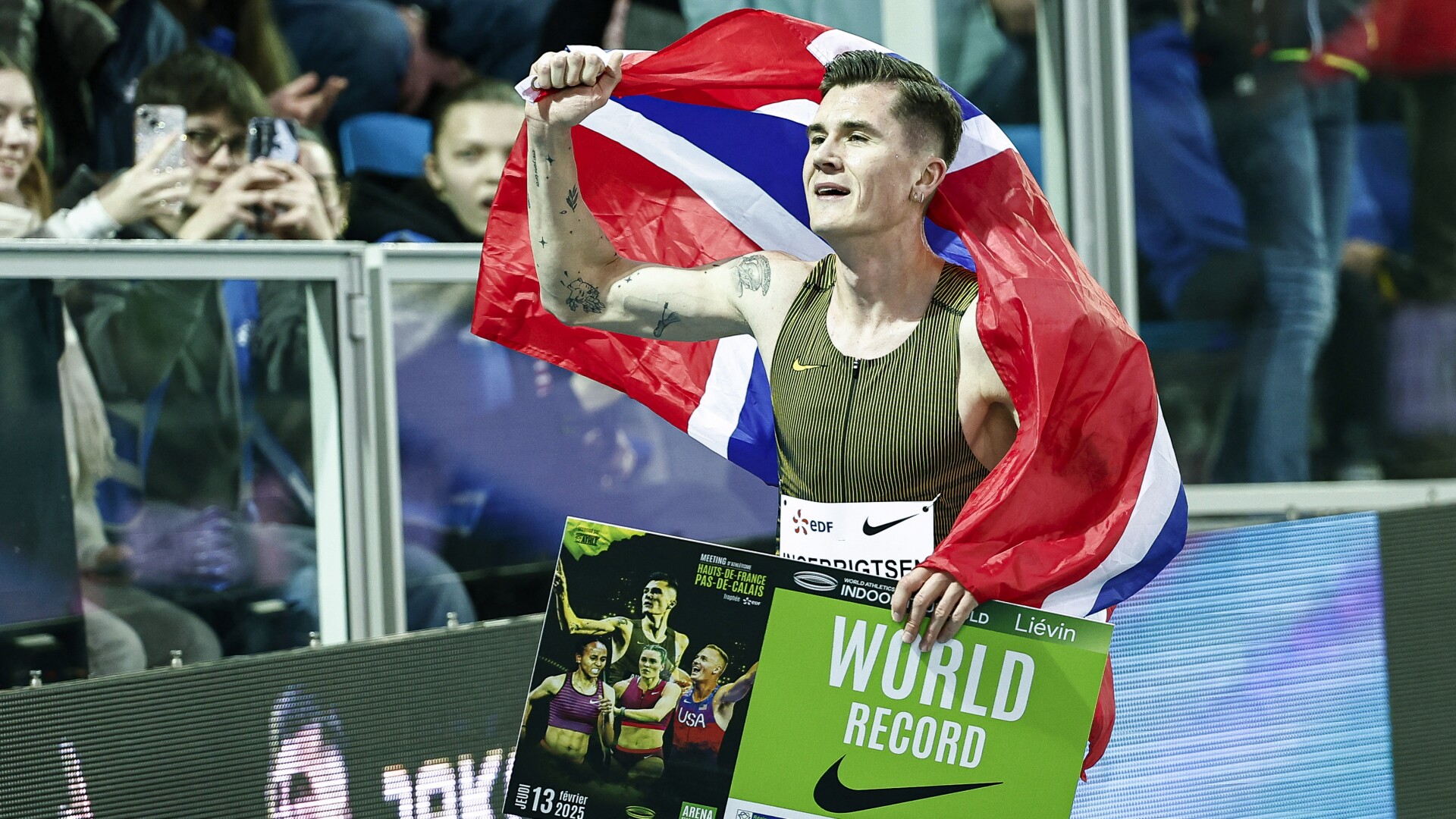 Jakob Ingebrigtsen breaks Yared Nuguse's indoor mile world record; 2 ...
