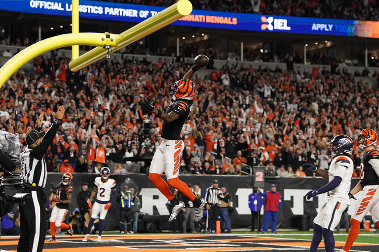 Bengals' Tee Higgins Appears to Hint at Testing Free Agency in Cryptic Post
