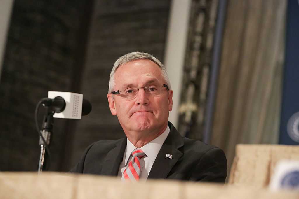 Former football coach Jim Tressel to be sworn in as Ohio’s next Lt. Gov ...