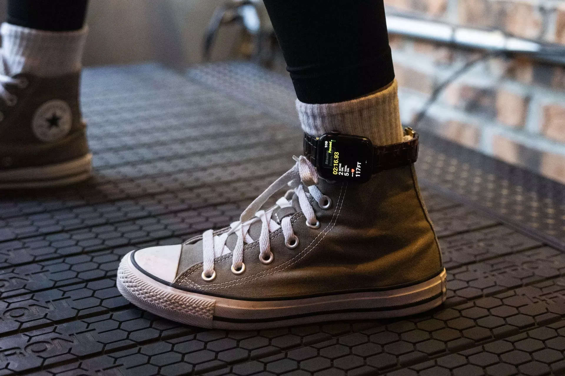 Fitness freaks discover mind-blowing Apple Watch hack; are you using ...