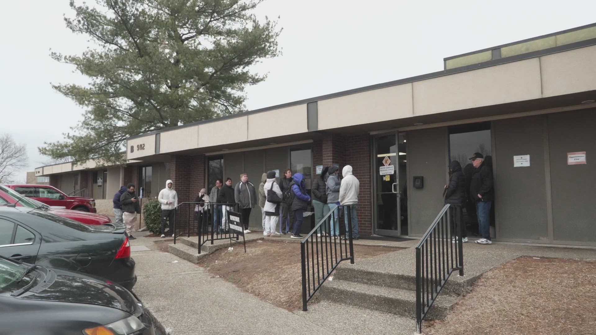 Proposed Kentucky bill may shorten licensing lines