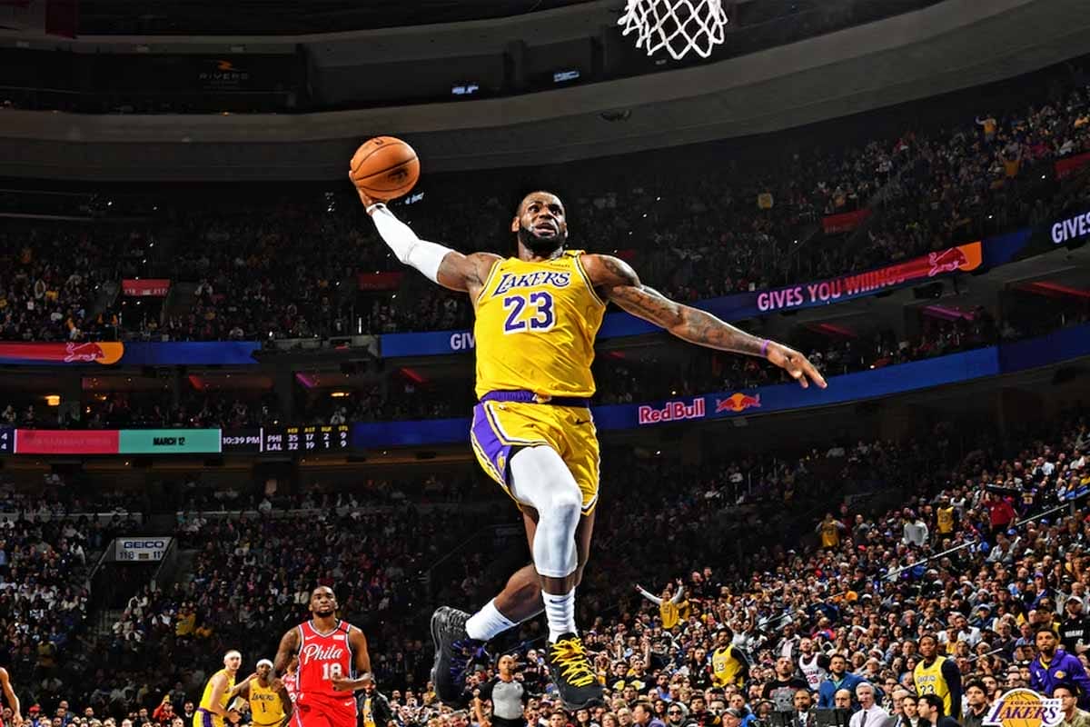 Michael Jordan at 62: The Legend’s Greatest Moments and Achievements