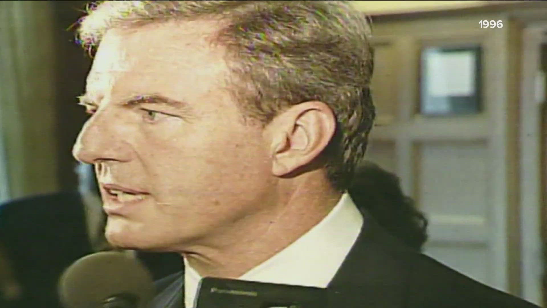 Condolences pour in after death of Jim Guy Tucker