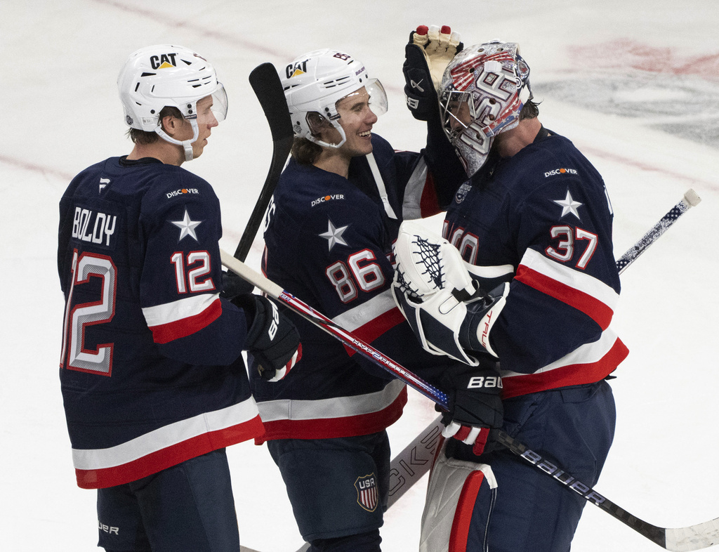 Fans in Montreal boo US anthem prior to Americans' 4 Nations Face-Off ...