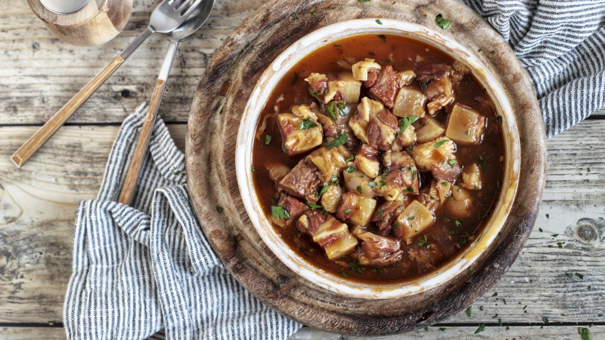 La receta tradicional de ‘cap i pota’ que debes guardar toda la vida