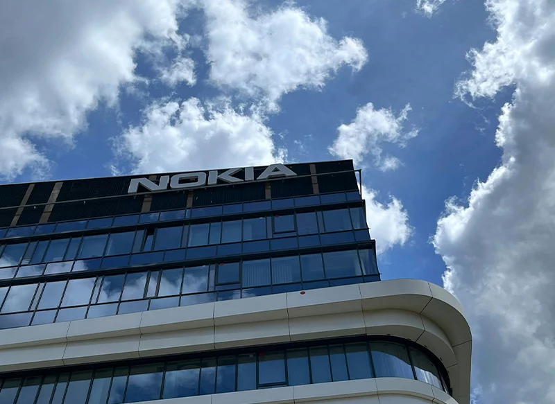 Nokia está de acuerdo con Mark Zuckerberg y asegura que este será el sucesor del smartphone en 2030