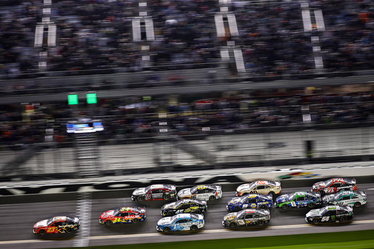 NASCAR Cup Series at Daytona: Starting lineup, TV schedule for Sunday's ...