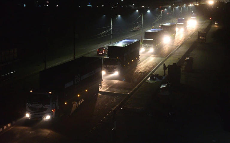 Bhopal Gas Tragedy: Unloading UCC Waste Begins At Pithampur's Ramky Plant