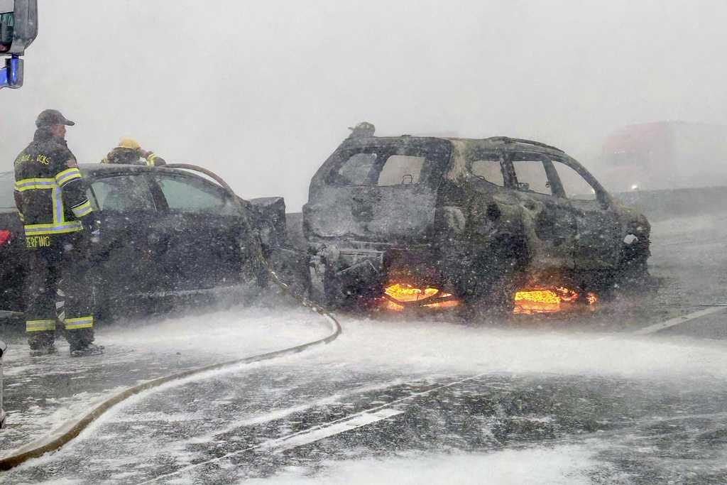 California braces for heavy rains as car pileup in winter storm closes ...