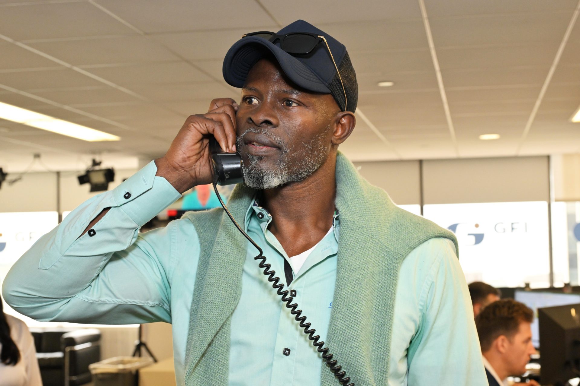 Actor 'still struggles to make a living' after 30 years in Hollywood, 2 ...