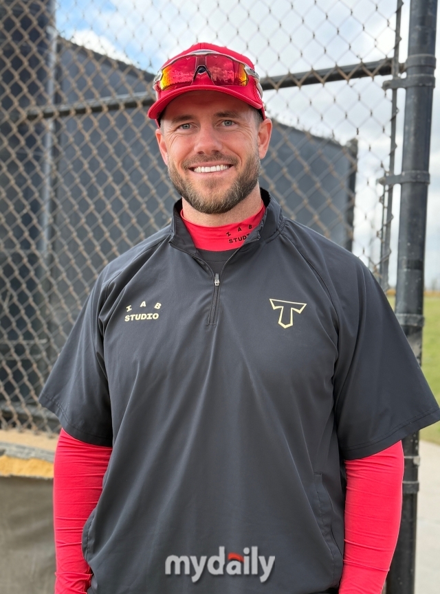 “고영표 공 어느 정도로 떨어지는지 경험해봐…” KIA ML 88홈런 거포는 꽃범호 주문에 ‘아트 스윙’으로 응답