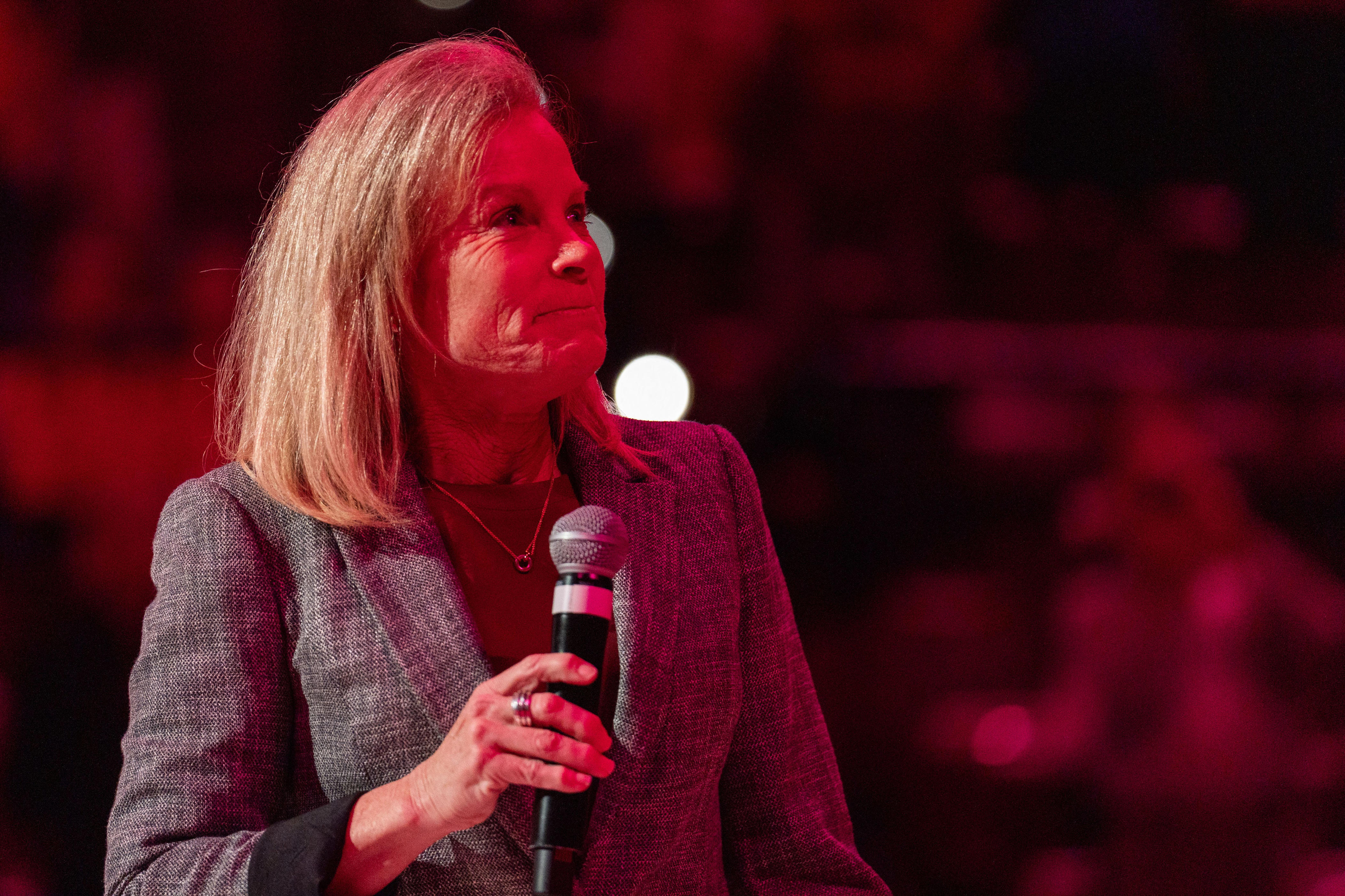 For FSU basketball legend Sue Semrau, banner raising means more than ...