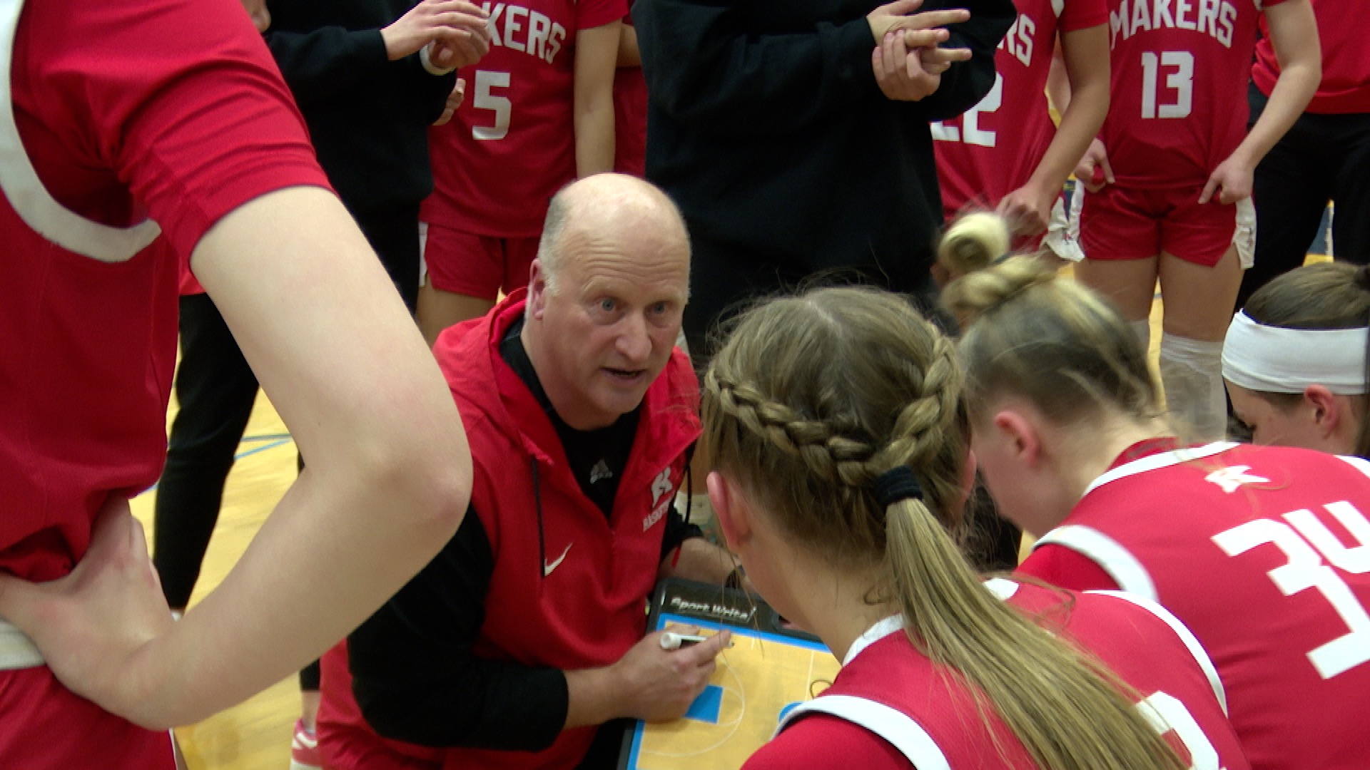Dulas helps Kimberly girls hold off Notre Dame, Xavier boys take down ...