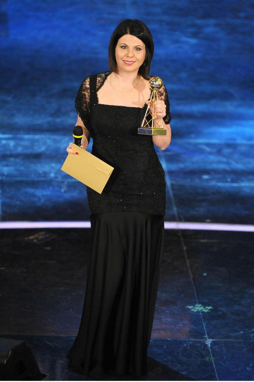 Geppi Cucciari stasera a Sanremo 2025, chi è: età, dove vive, la dieta ...