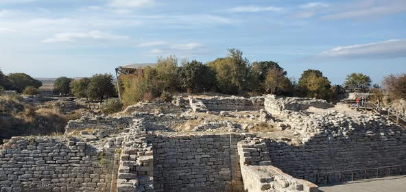 Timeless Troy: Ancient Ruins and Modern Discoveries in Turkey