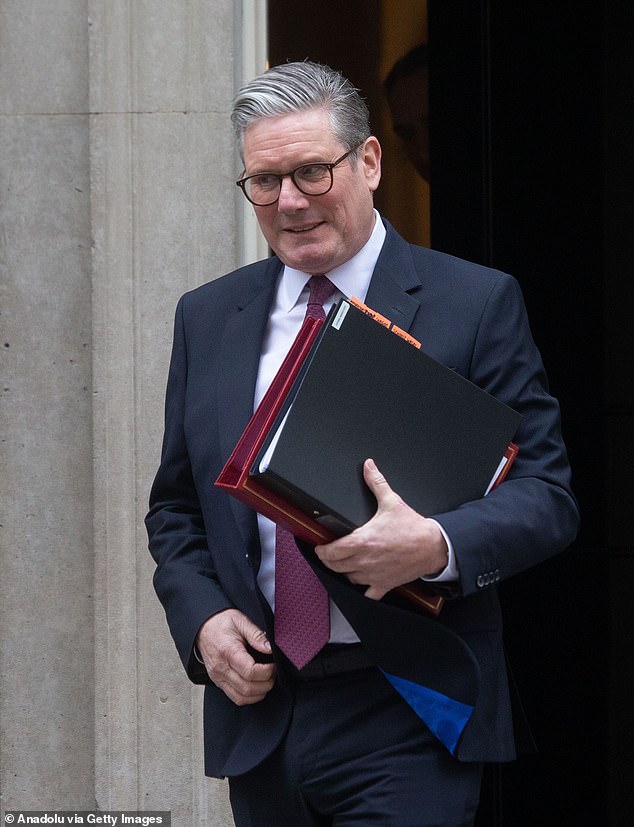 Royal Navy destroyer tracks Russian ships in the Channel