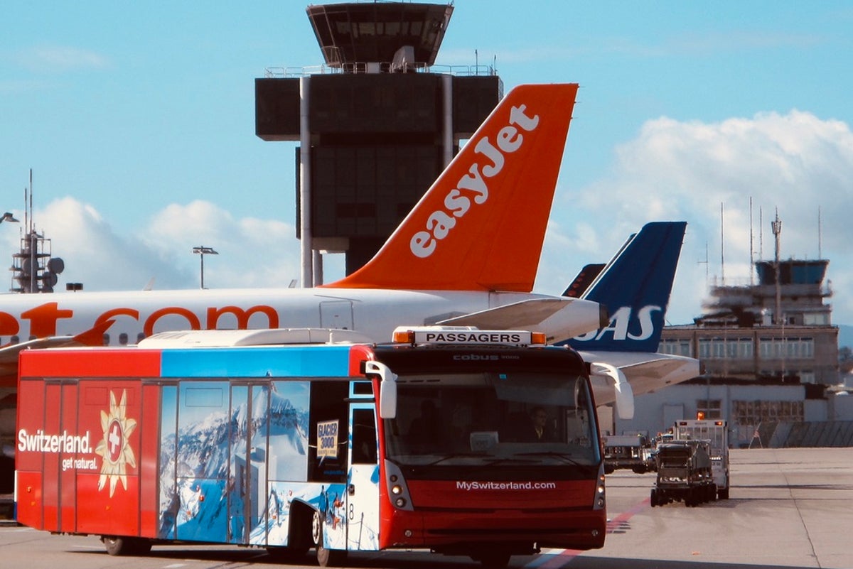 Geneva airport closes 'due to technical issue' with thousands delayed