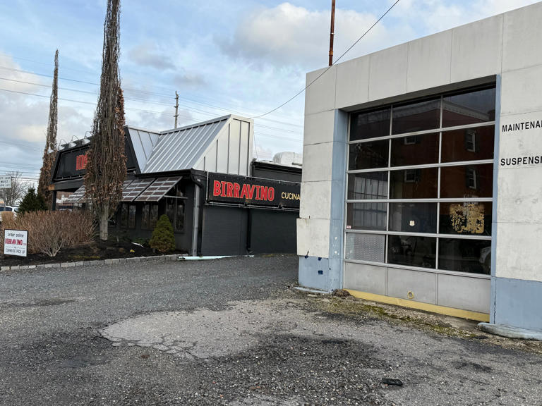 Red Bank could get new gateway into town, if restaurant owner's plans ...