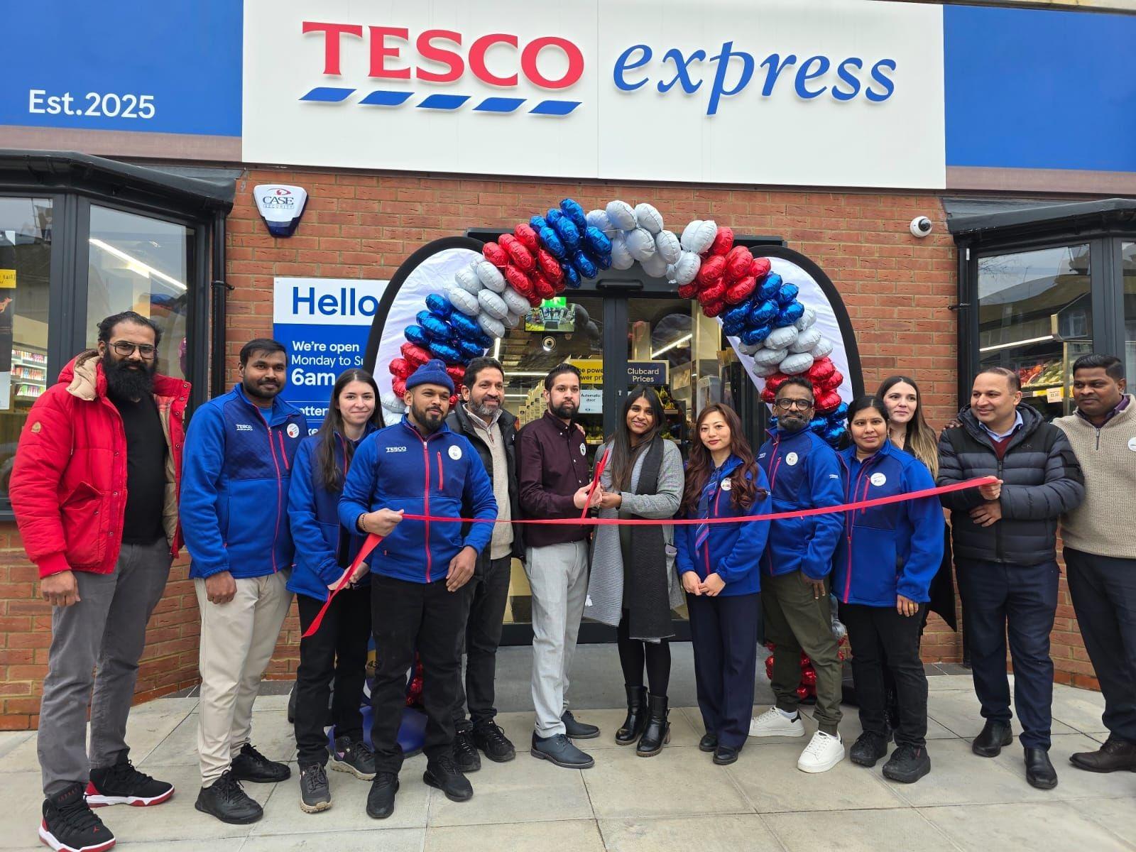 New Tesco store opens in Hemel Hempstead