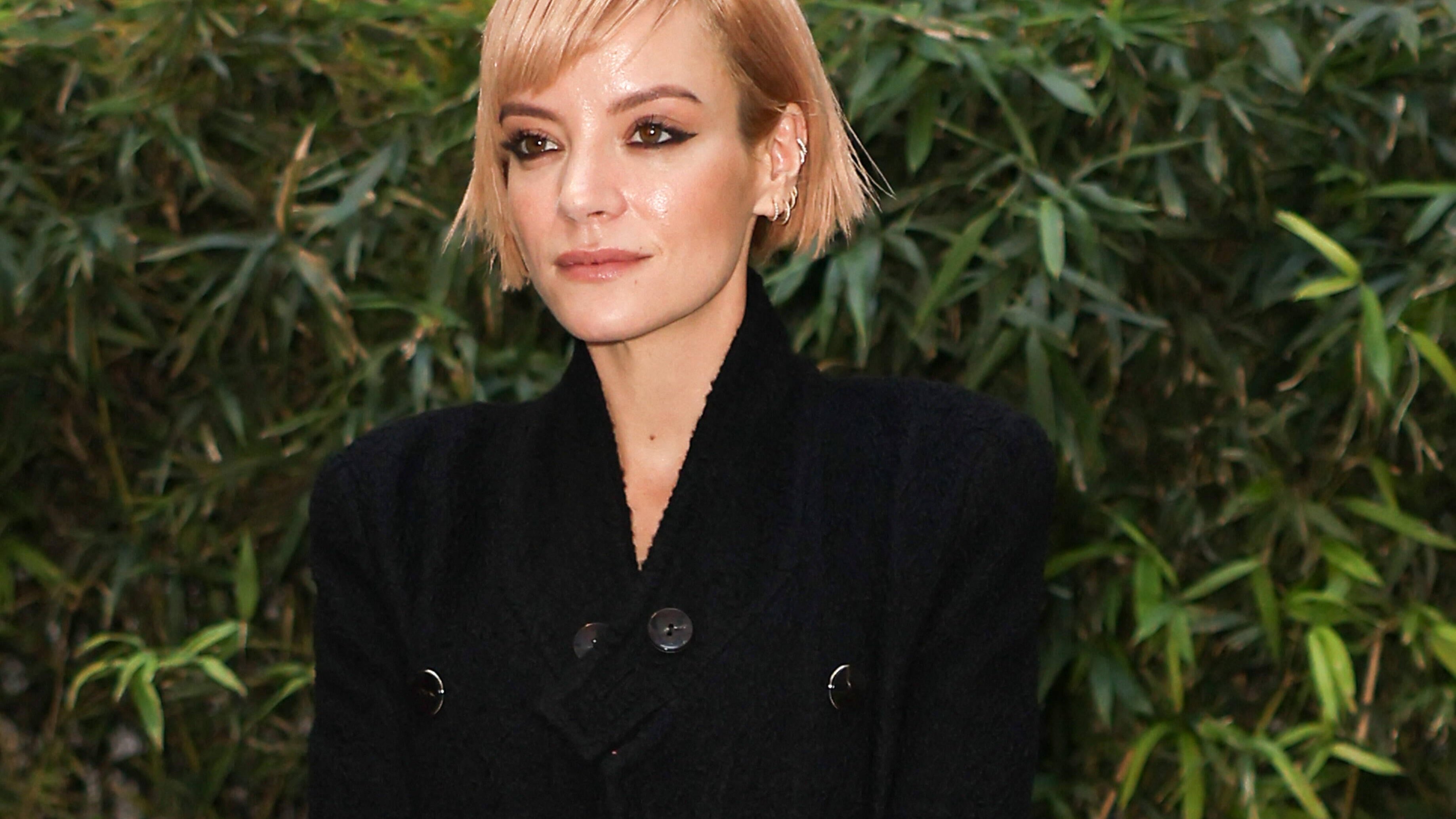 Lily Allen zamknęła się w ośrodku terapeutycznym. "Czułam, że jest mi ...