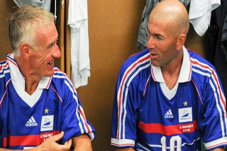 EdF : Didier Deschamps considère Zidane comme "un très bon candidat" à sa succession
