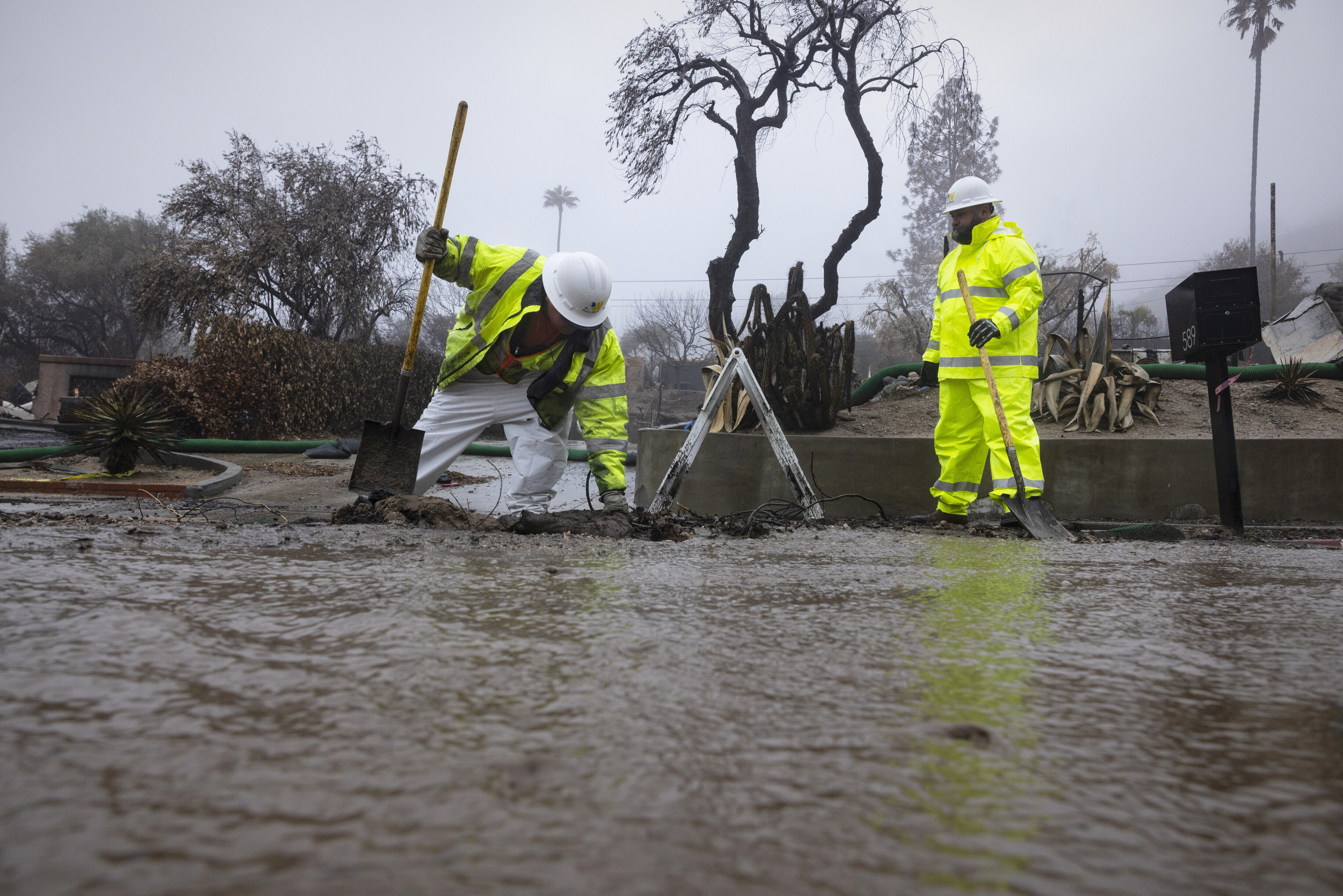 California Weather Update: Locals Evacuate as Heavy Rain Causes Chaos
