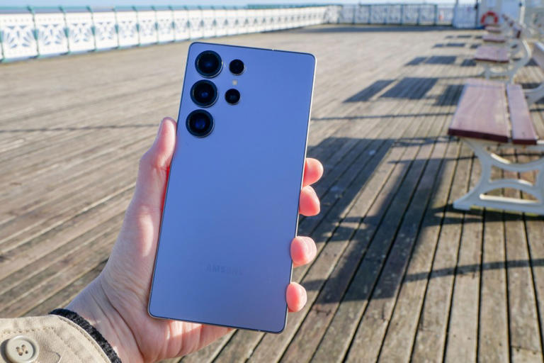 Best camera phones for photography in 2025