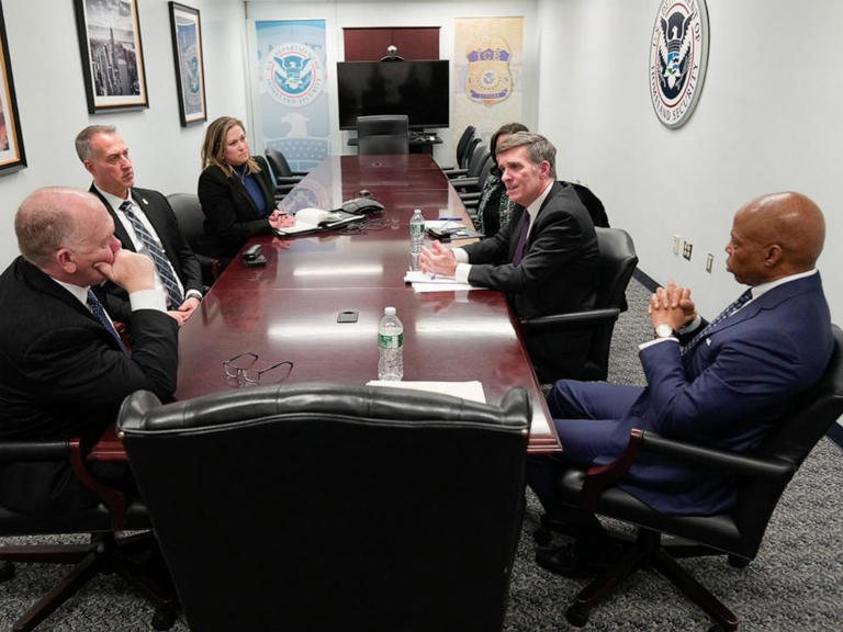 NY's top federal prosecutor, several DOJ officials resign over Mayor ... NY's top federal prosecutor, several DOJ officials resign over Mayor ...