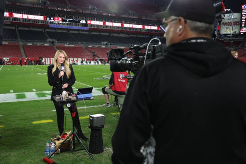 NFL reporter Jane Slater sounds off on 'worst airline' after Super Bowl