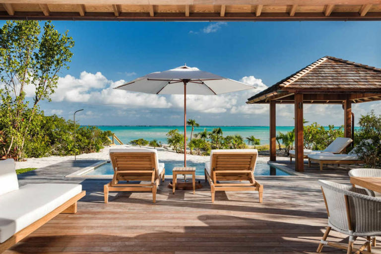 Best Luxury Resorts Around the World for a Group Vacation