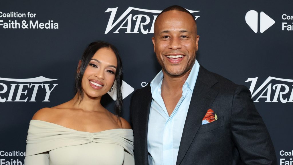 DeVon Franklin Engaged To Celebrity Trainer Maria Castillo
