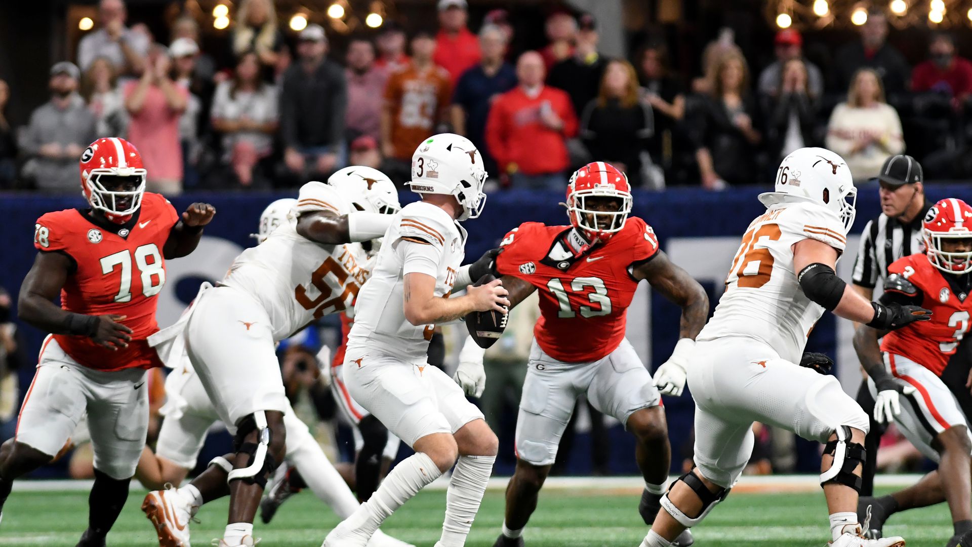 Field Yates of ESPN has New York Jets taking an edge rusher at pick #7