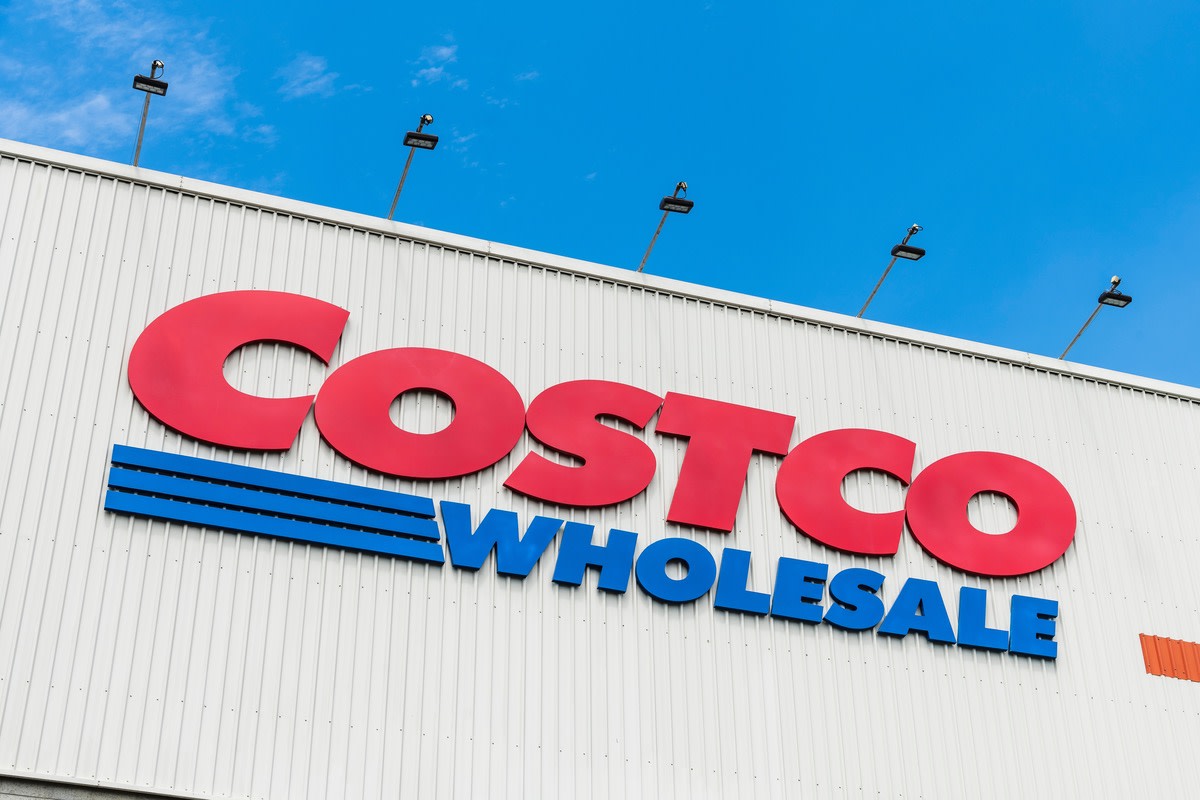 Mom Unveils Genius Hacks to Dodge Costco’s Spending Traps