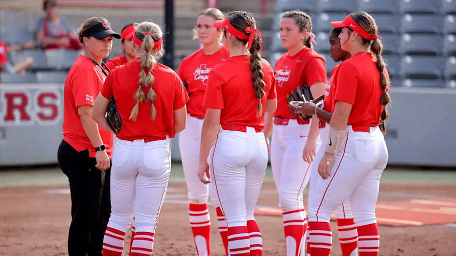 How to watch Houston softball’s upcoming weekend: TV, live stream