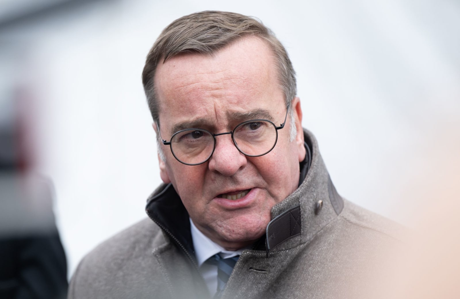 German defence minister urges 'road map' for Europe to hike NATO role